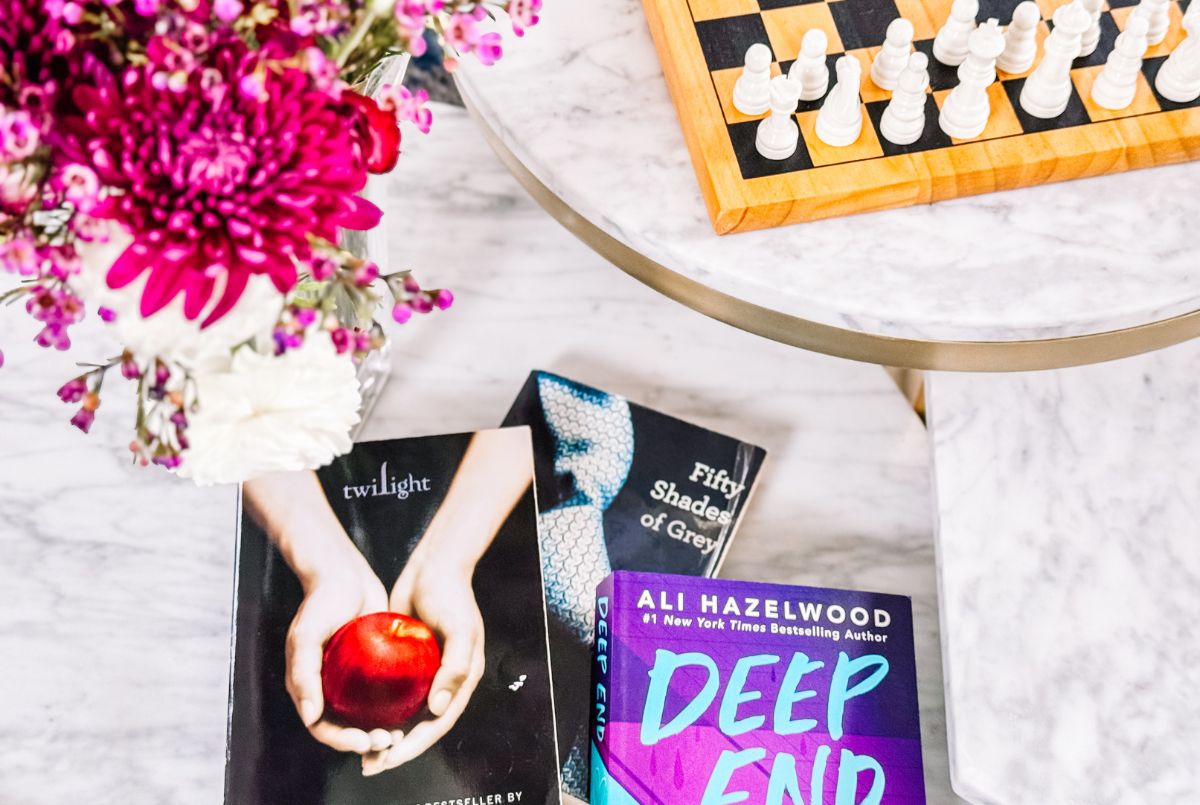 19 Louise Penny Books in Order With Summaries