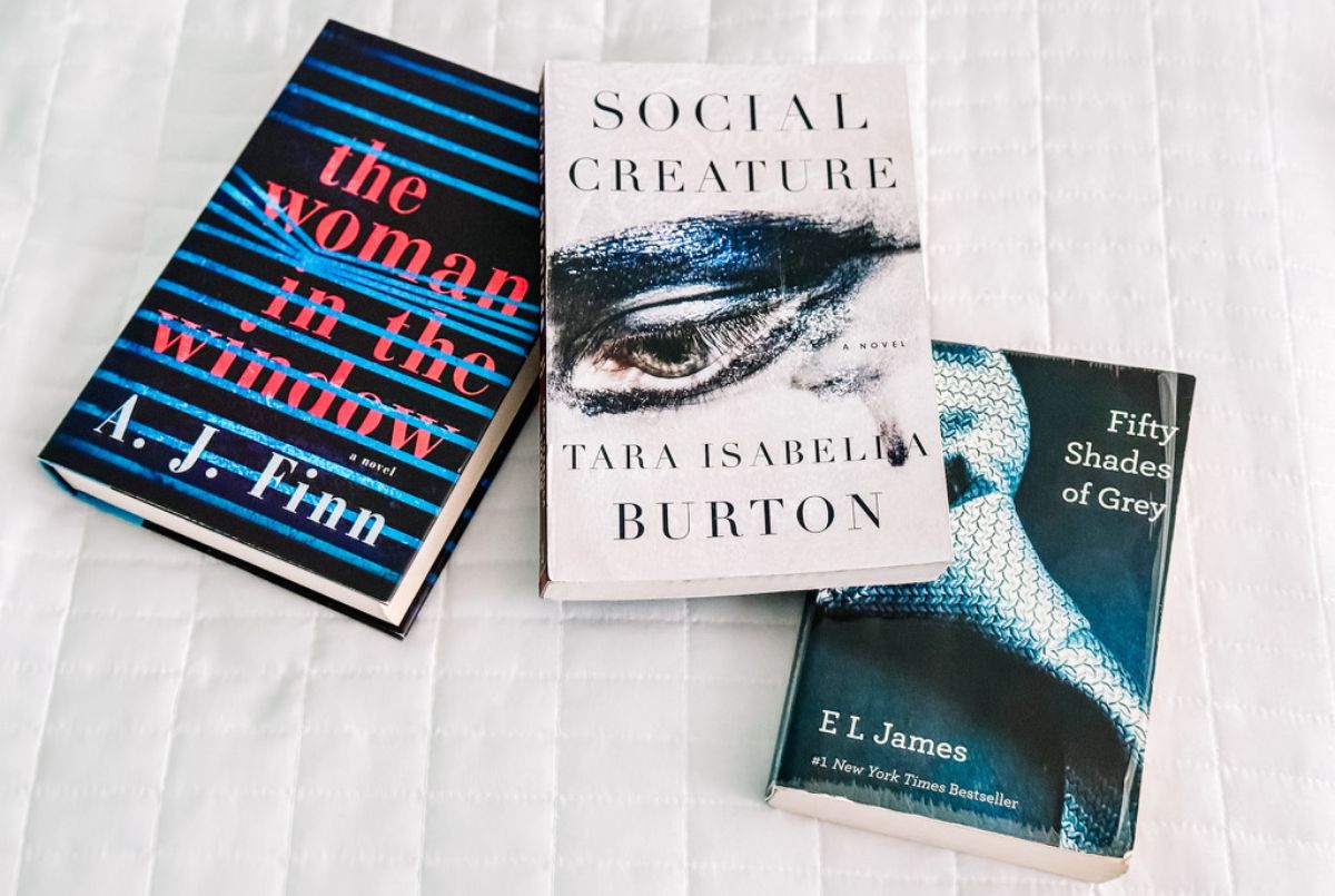 18 Best Books with Stalkers to Obsess Over